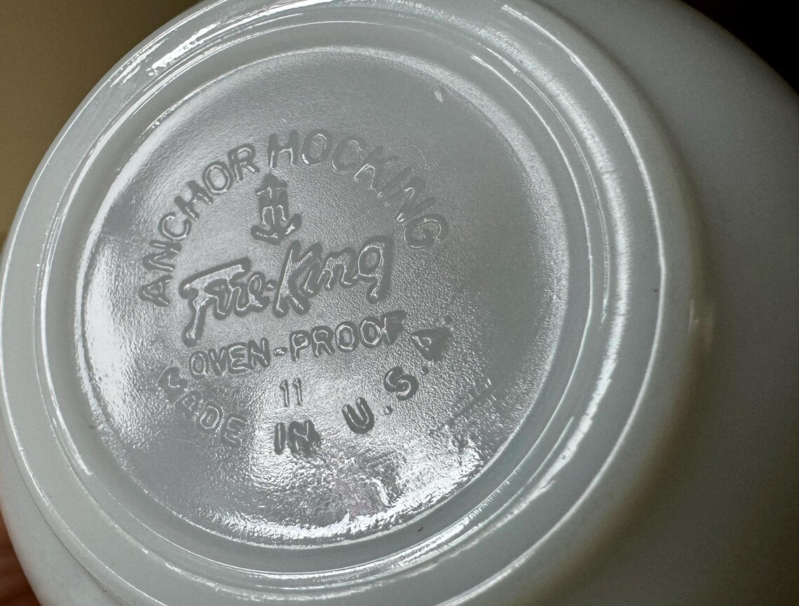 Vintage Fire King Bowl, Small Milk Glass - Etsy