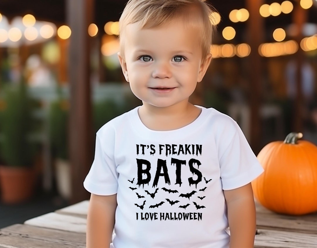 Funny Halloween Bats Tee: "it's Freakin Bats" Shirt - Etsy