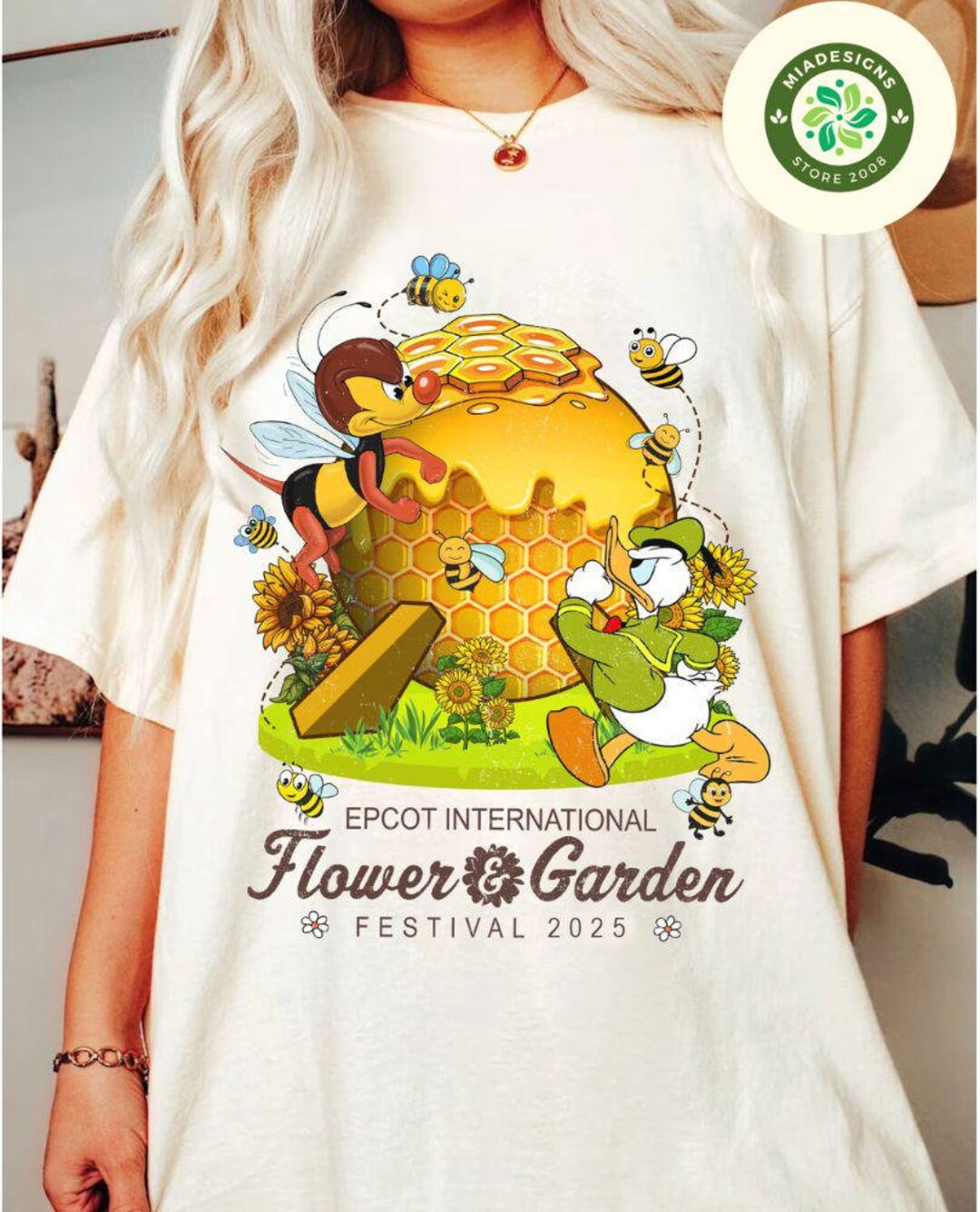 Funny Spike the Bee Donald Duck Disney Epcot International Flower ...