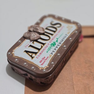 Custom Handmade Altoids Tin Wallet - Etsy