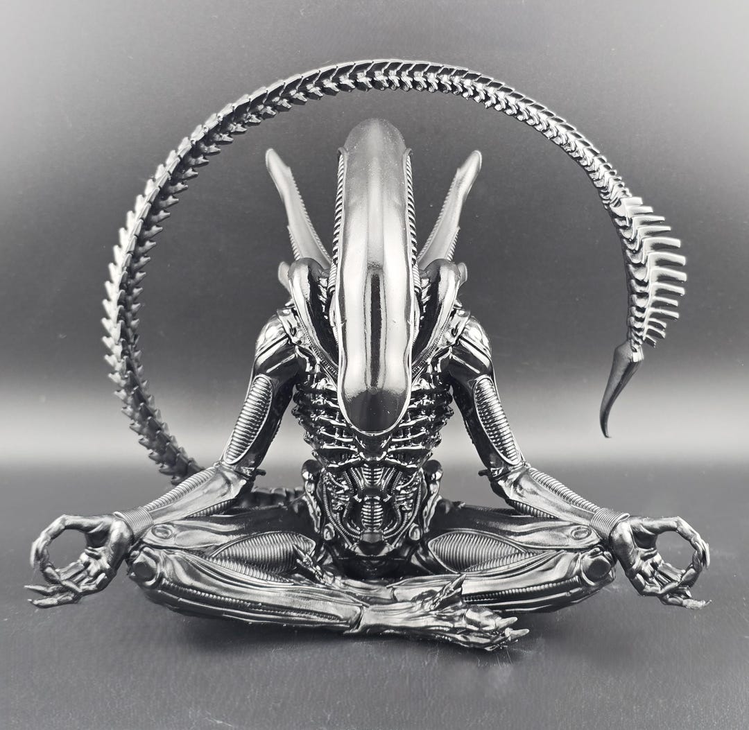 3D Printed Alien Xenomorph Meditating Statue - Etsy