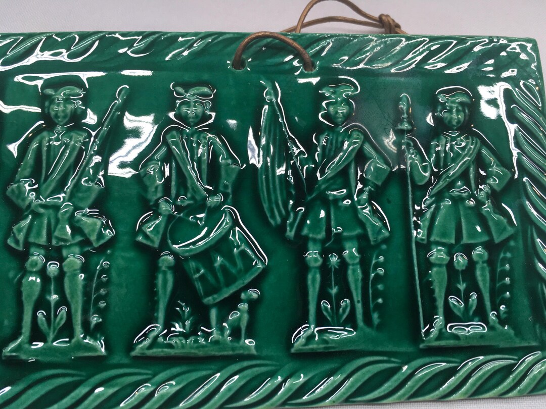 Green Revolutionary War Soldiers Tile - Etsy