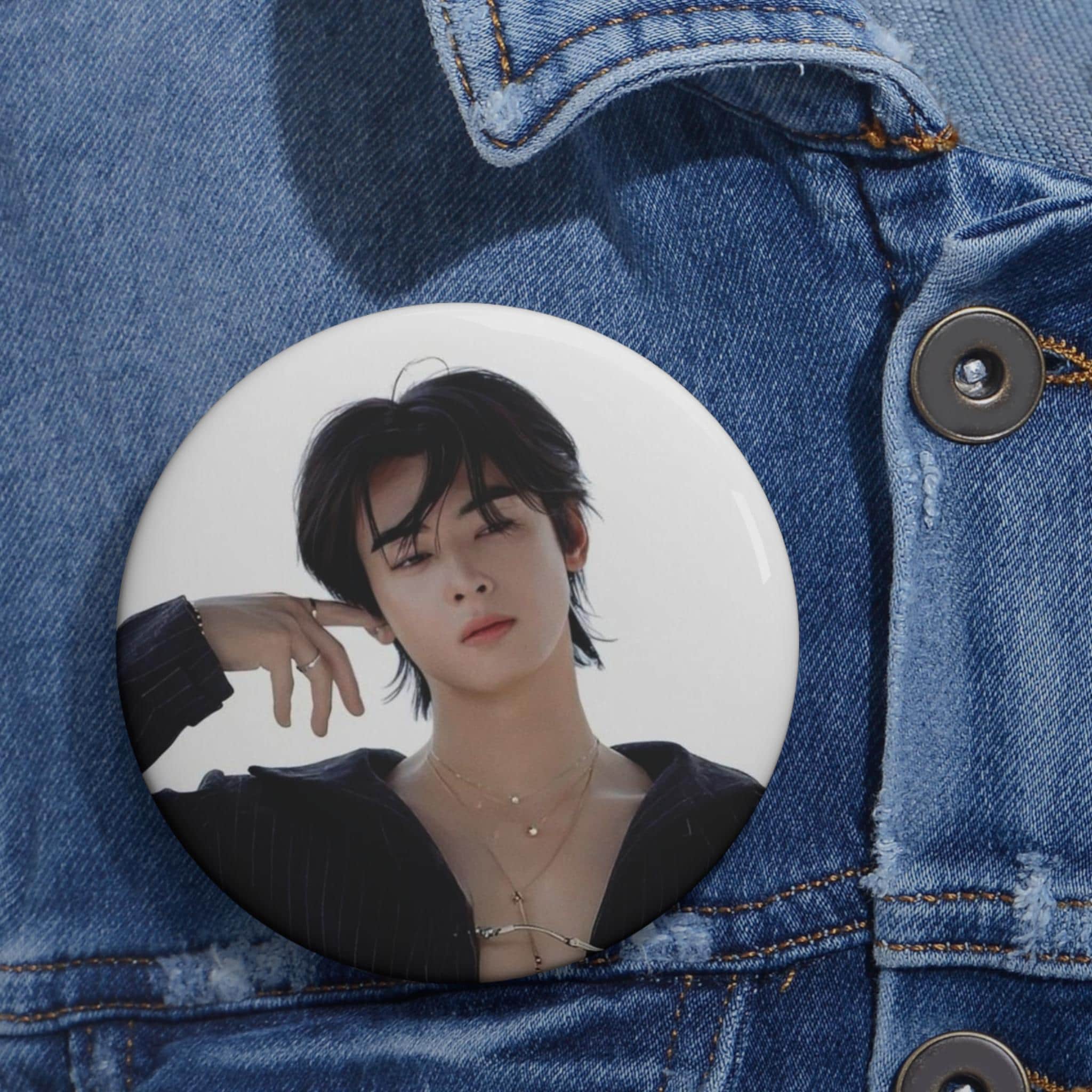 Cha Eun Woo PIN Button, Korean Pin Buttons Gift, Birthday Gift, White ...