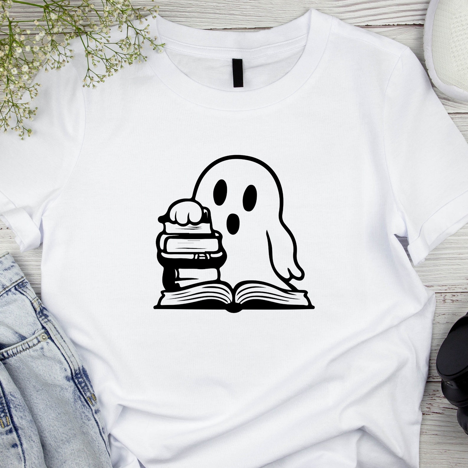 Ghost Reading Book Outline Svg, Bookish Ghost Svg, Ghost Clipart, Cute ...