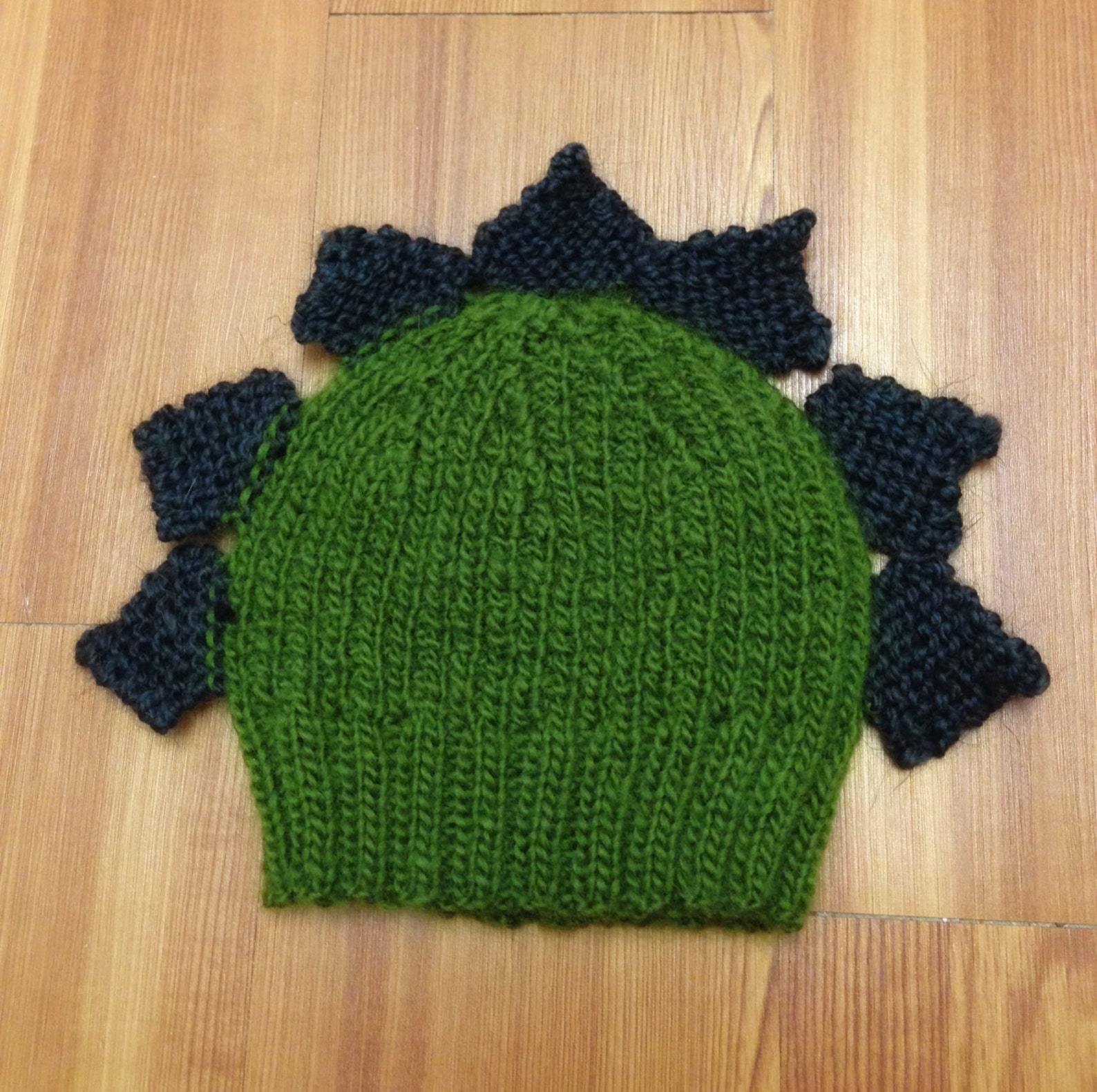 Child's Dinosaur Hat Knitting PDF Pattern - Etsy