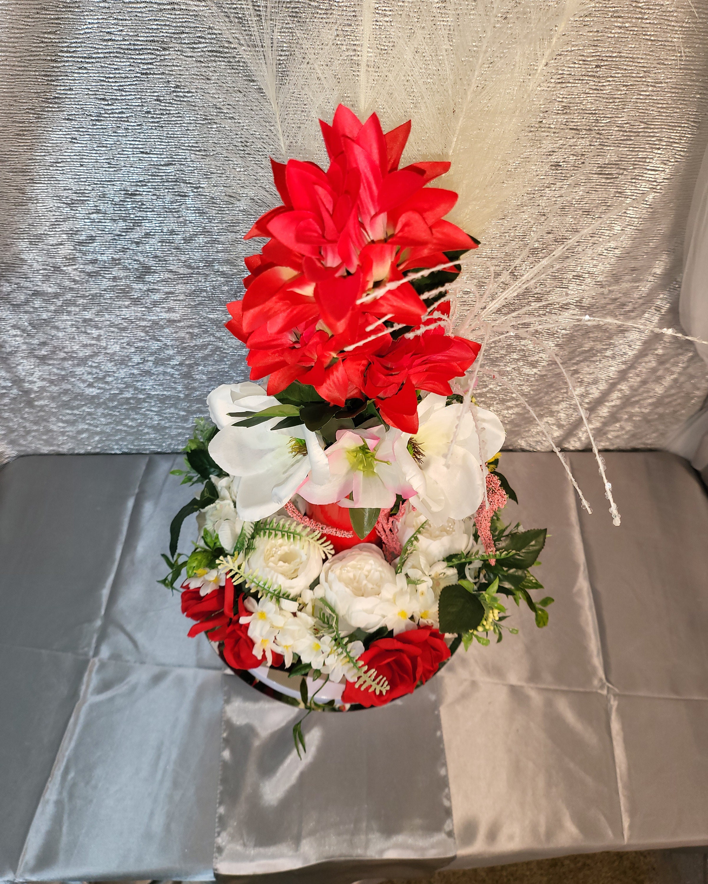 Paradise Ruby Red Flower Arrangements - Etsy
