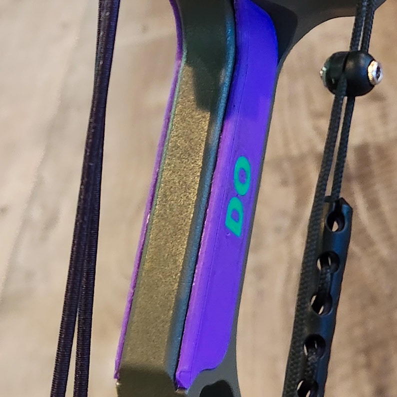 Mathews Bow Side Plates - Etsy