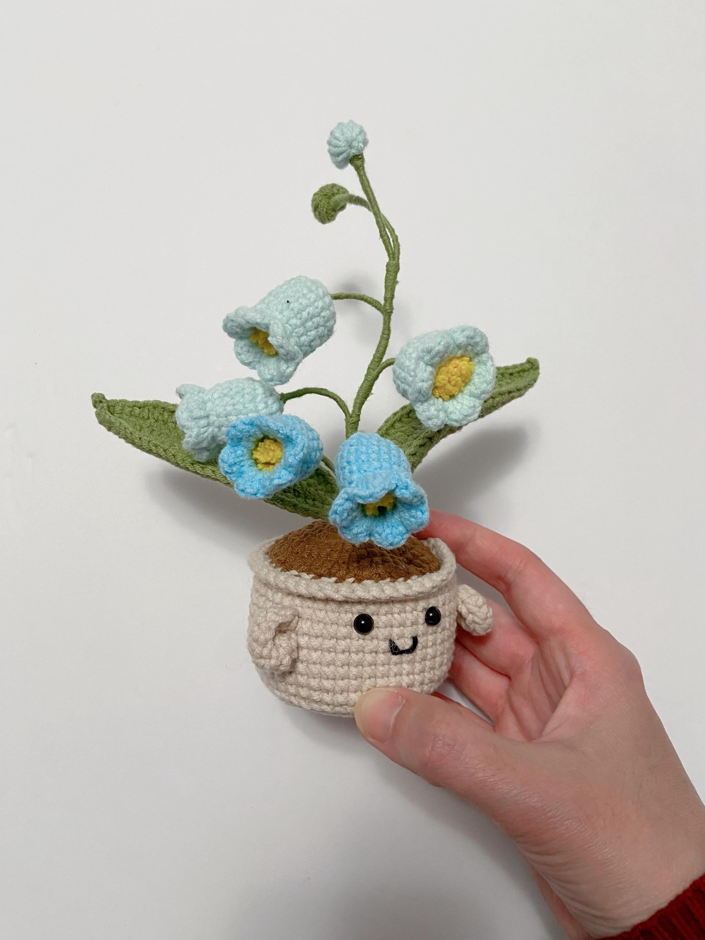 Handmade Crochet Potted Plants With Doll Face, Crochet Lily, Crochet ...