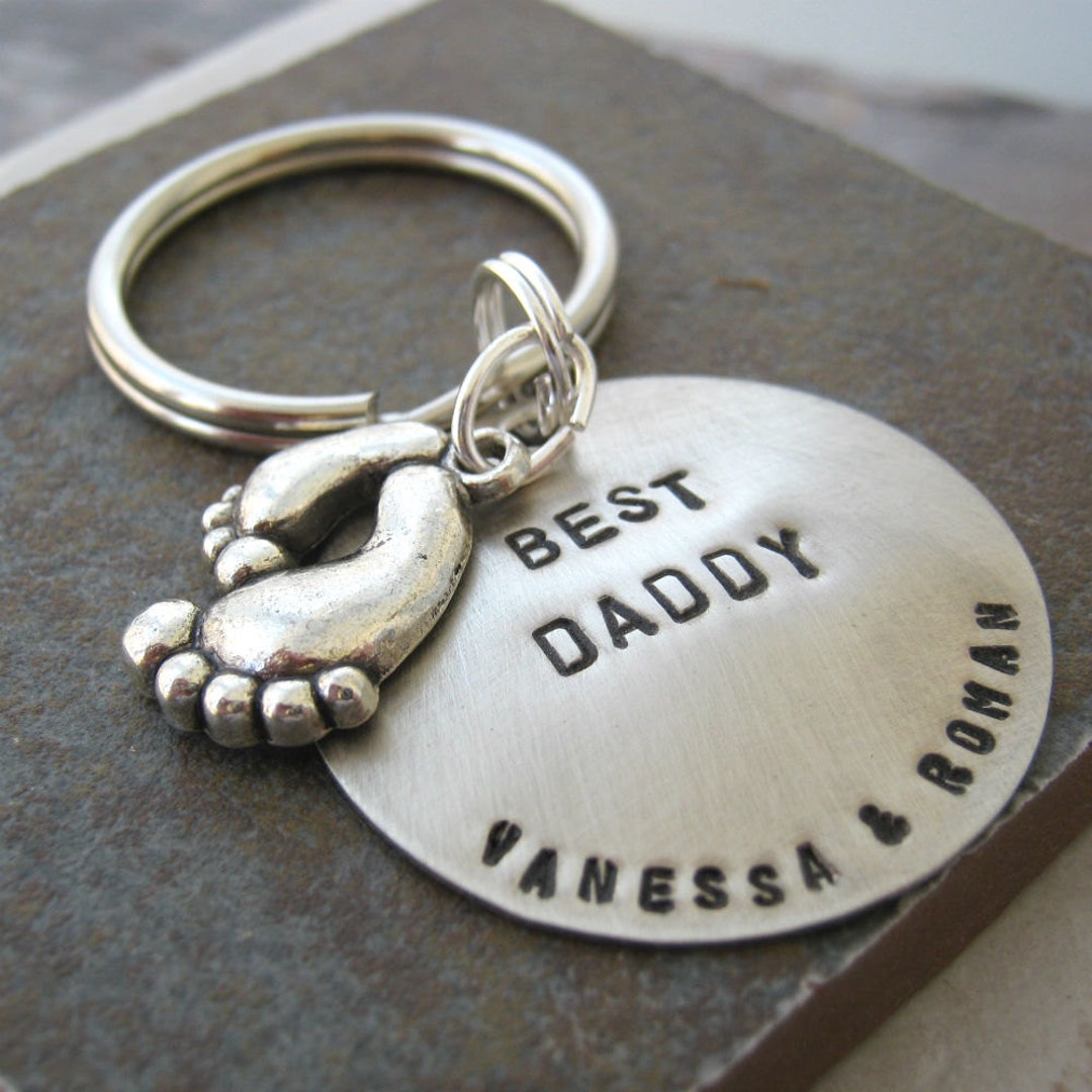Personalized Best Daddy Keychain, Feet Charm, Daddy Keychain, Father's ...