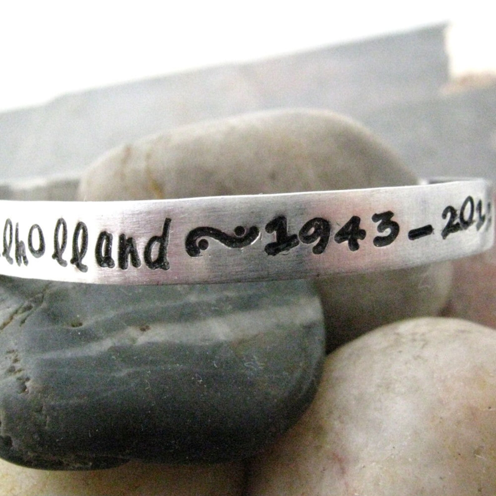 Personalized Memorial Bracelet, Remembrance Gift, Includes Name and ...