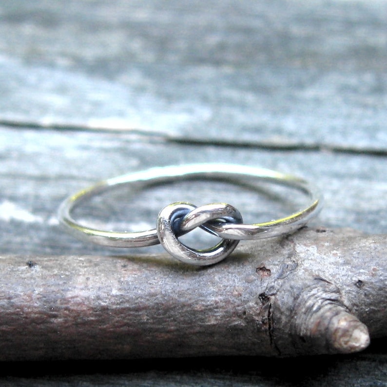 Tiny Knot Ring / Sterling Silver Knot Ring / Love Knot Ring / - Etsy