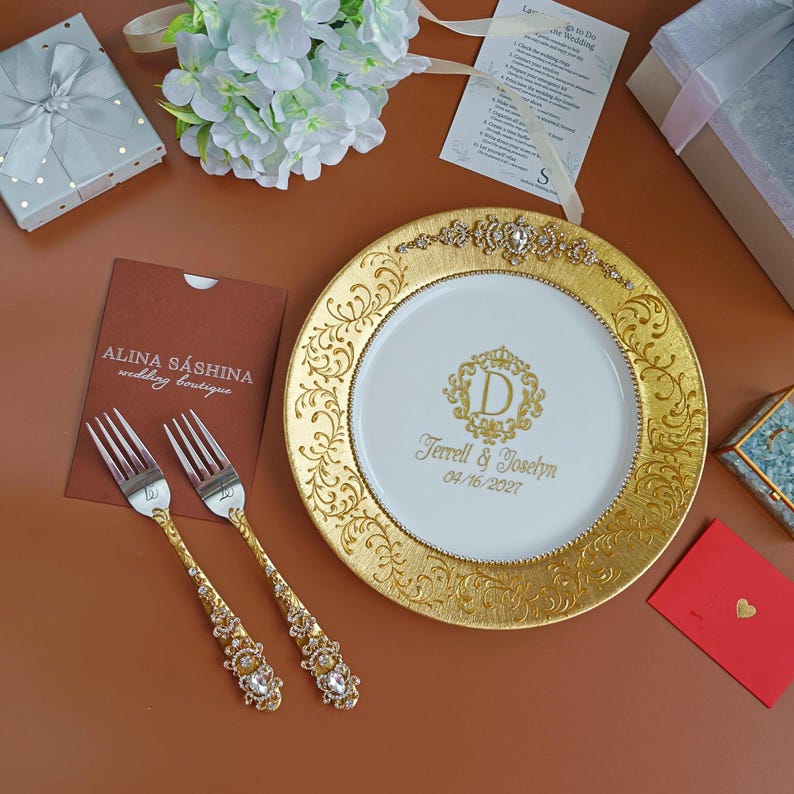 Gold Wedding Cake Plate and Forks Set, Personalized Anniversary Gift - Etsy