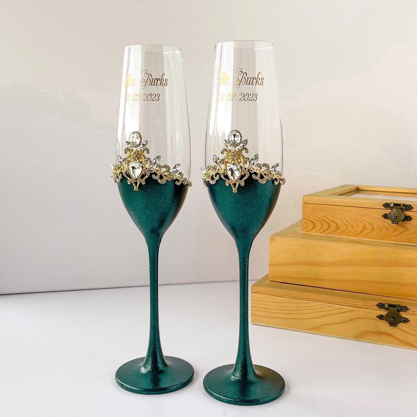Personalized Green Wedding Champagne Glasses and Cake Server Set ...