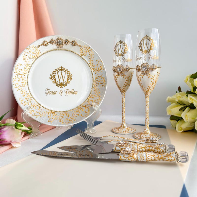 Wedding Cake Plate - Etsy