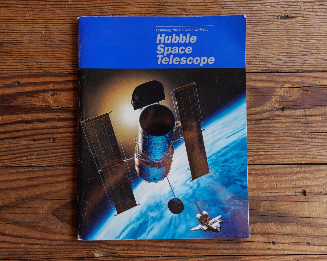 Vintage Book - Exploring the Universe With the Hubble Space Telescope ...
