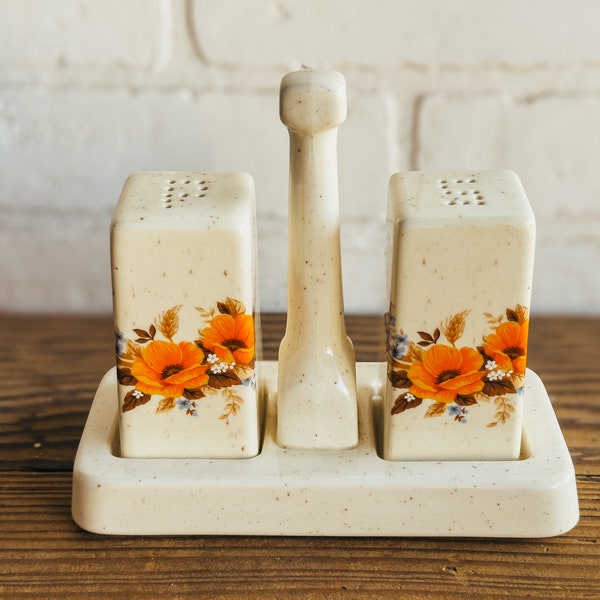 Tiki Salt and Pepper - Etsy