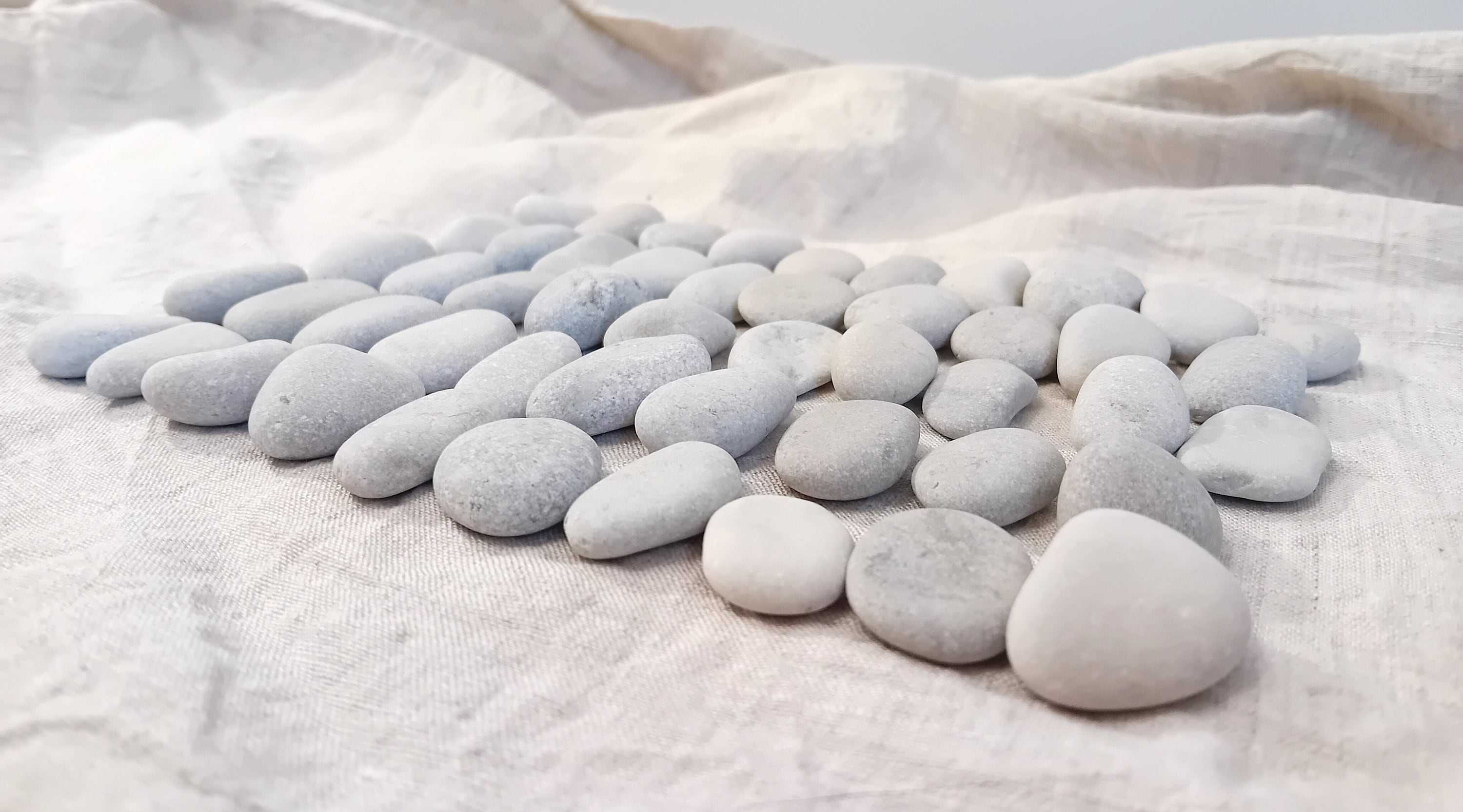 Rare Set of 50 Pcs Small Oval Flat Form Pebbles Stones for Art Supplies ...