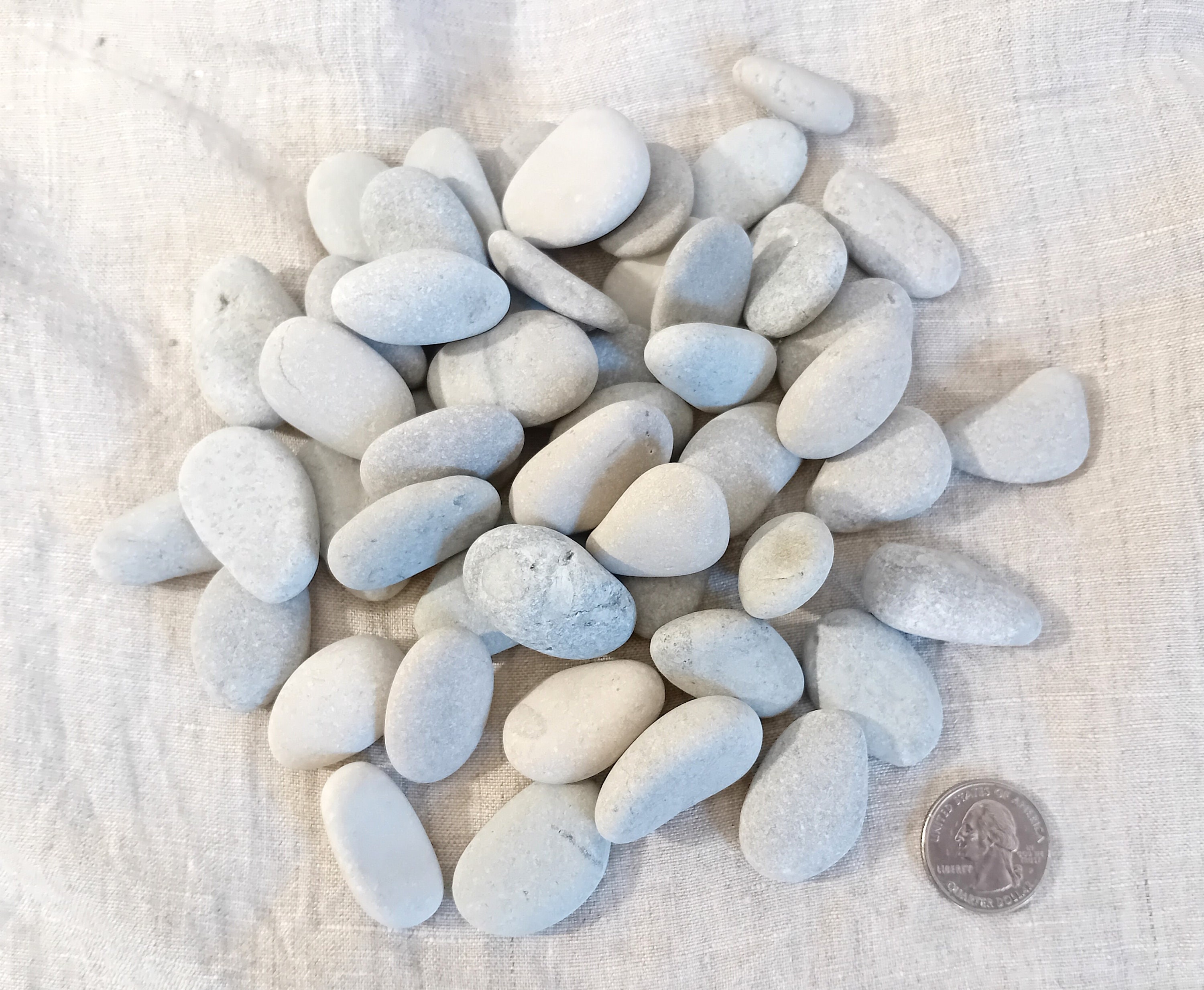 Set of 50 Pcs Small Oval Flat Form Pebbles Stones for Art Supplies ...