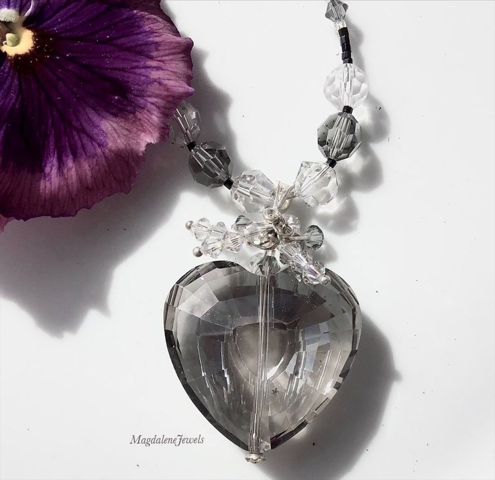 Black Diamond Crystal Heart Beaded Necklace - Etsy