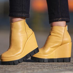 Zipper Yellow Winter Grunge Punk Shoes, Winter Yellow Boots for Women ...