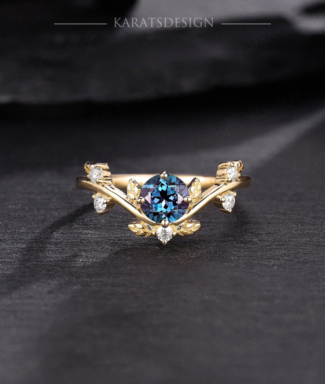Antique Round Alexandrite Leaf Design Wedding Ring Unique Moissanite ...