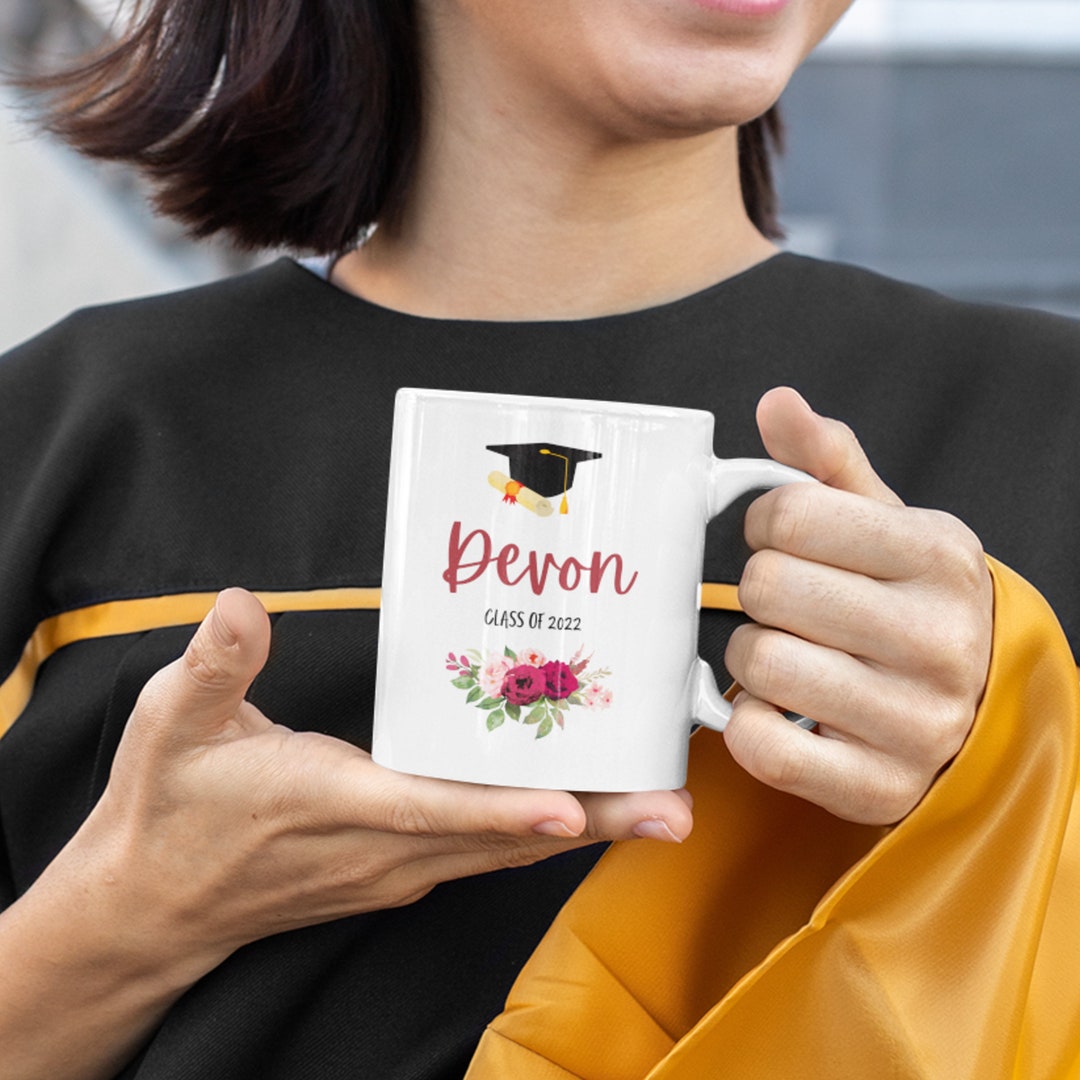 Personalized Graduation Mug: Class of 2022 Gift - Etsy