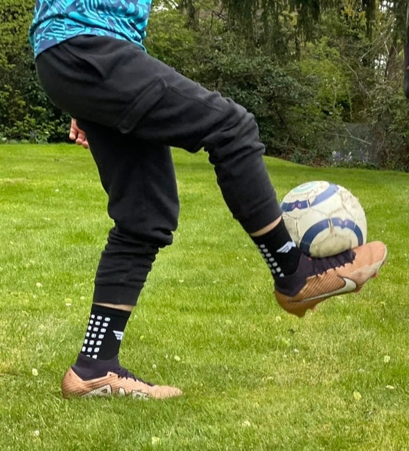Maestro Futbol Grip Socks (black) - Etsy