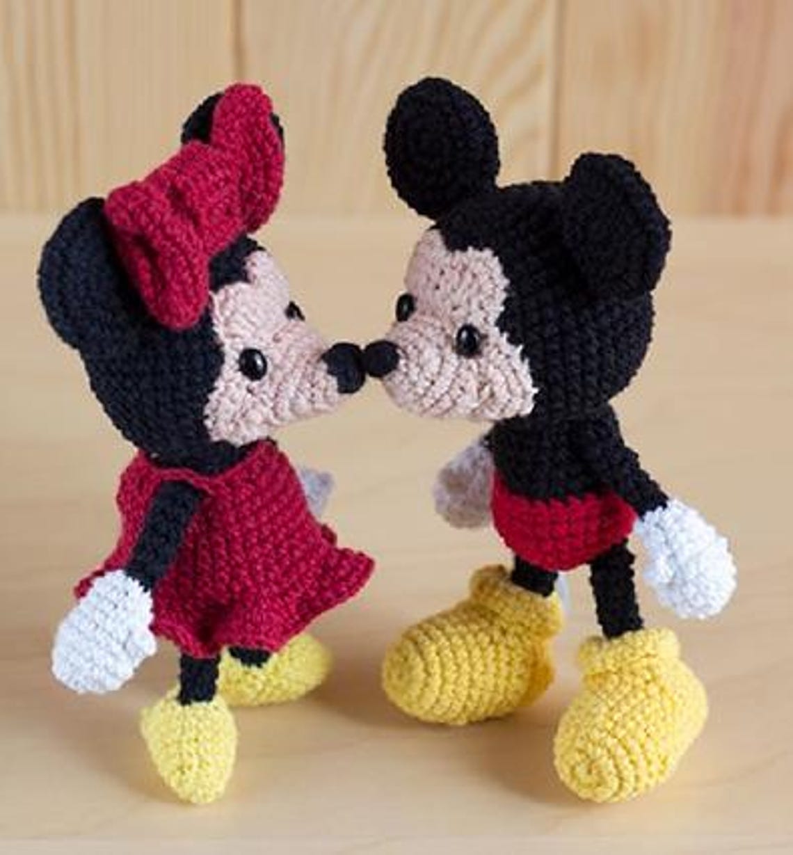 Crochet Mickey Mouse Amigurumi Pattern – Classic Cartoon DIY - Etsy