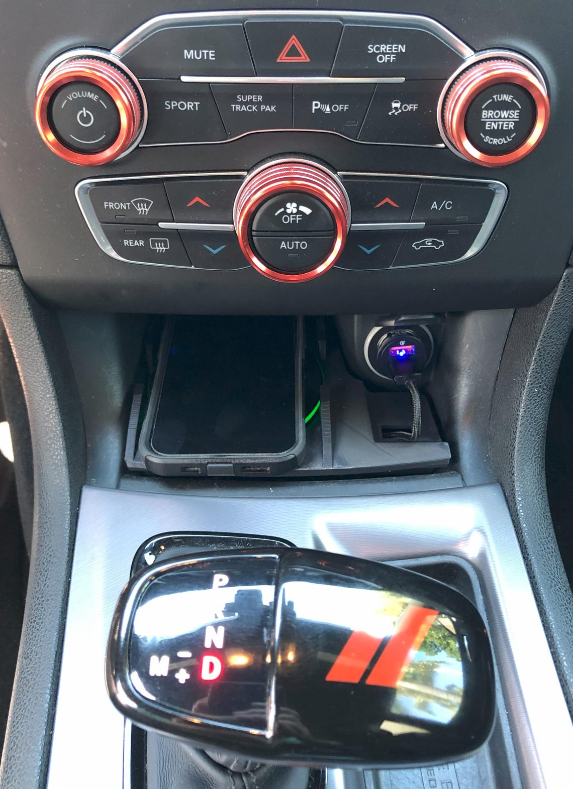 Dodge Charger Wireless Phone Charger (2016-2024) - Etsy