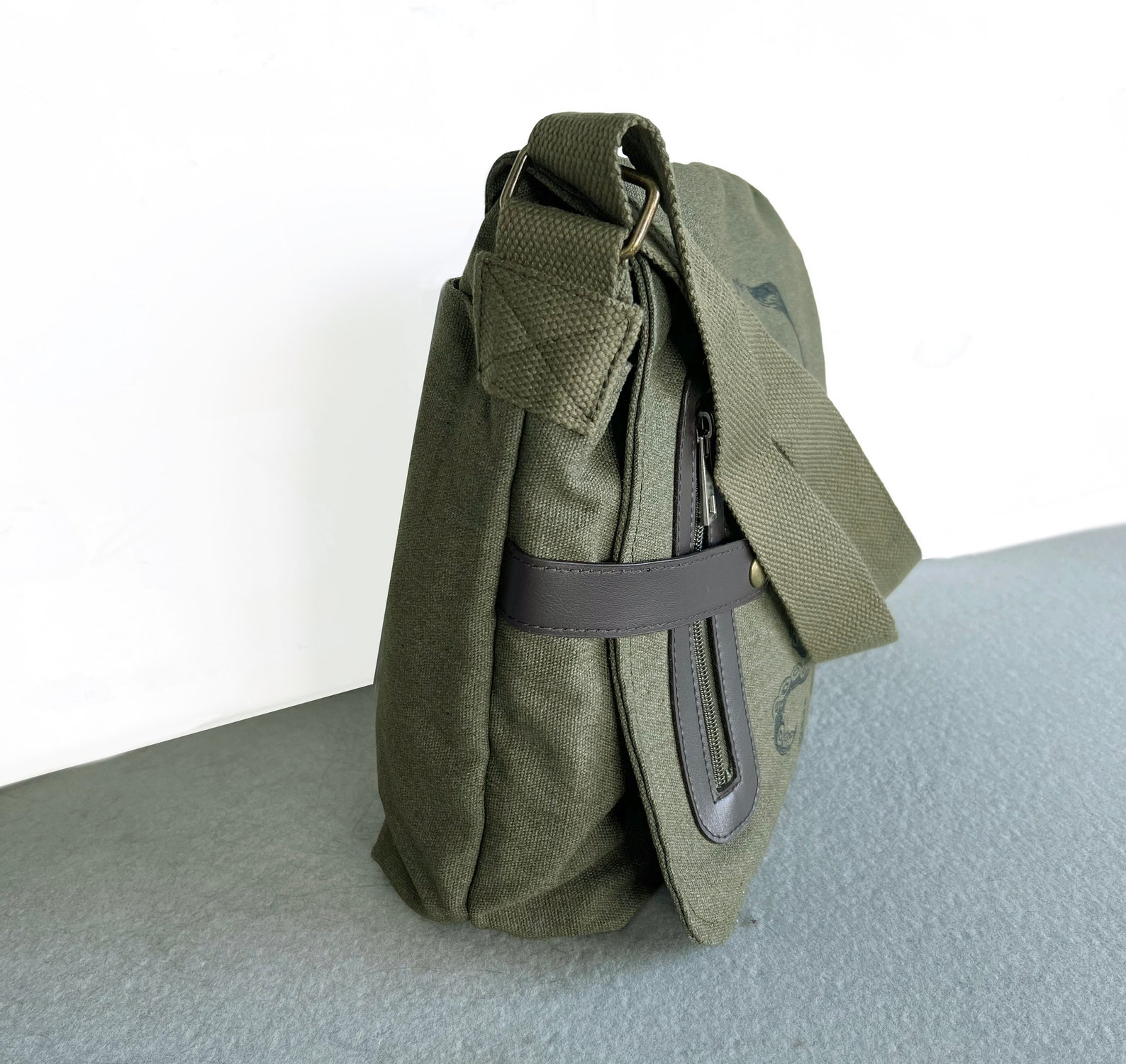 Mad Science Squid Messenger Bag KHAKI GREEN - Etsy