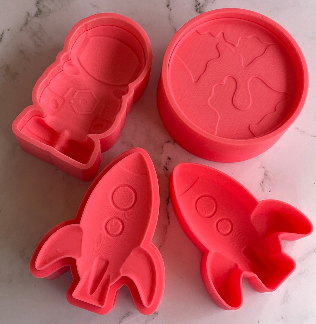 Astronaut Bath Bomb Molds - Astronaut Mold, Earth Mold, Rocket Ship ...