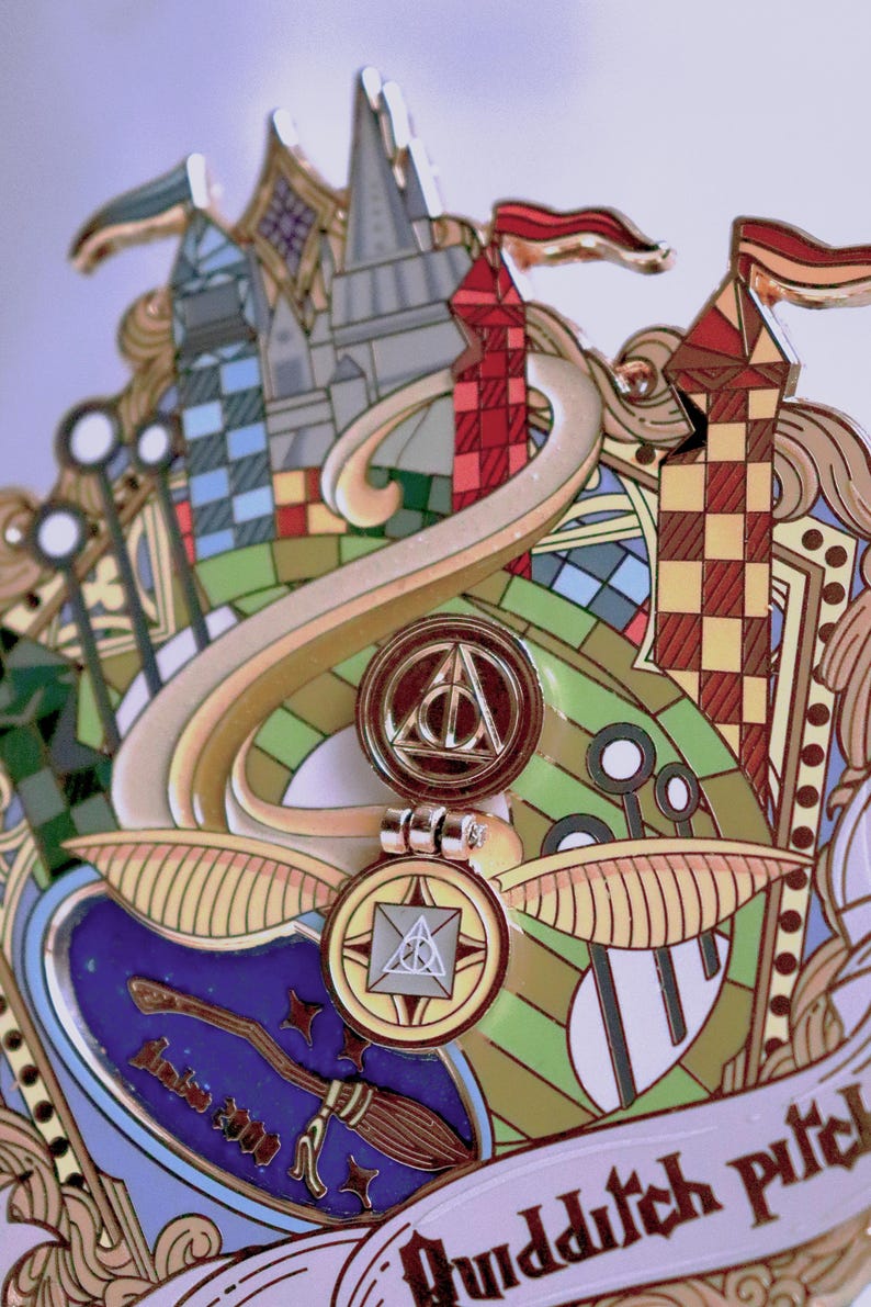 Potter-style Wizarding Quidditch Badge – Interactive Spinning Metal Pin ...