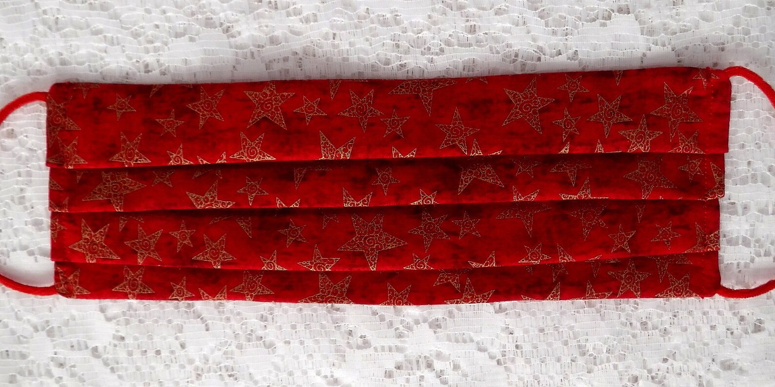 Gold Metallic Stars on Red Cotton Pleated Face Mask - Red Gold Star ...
