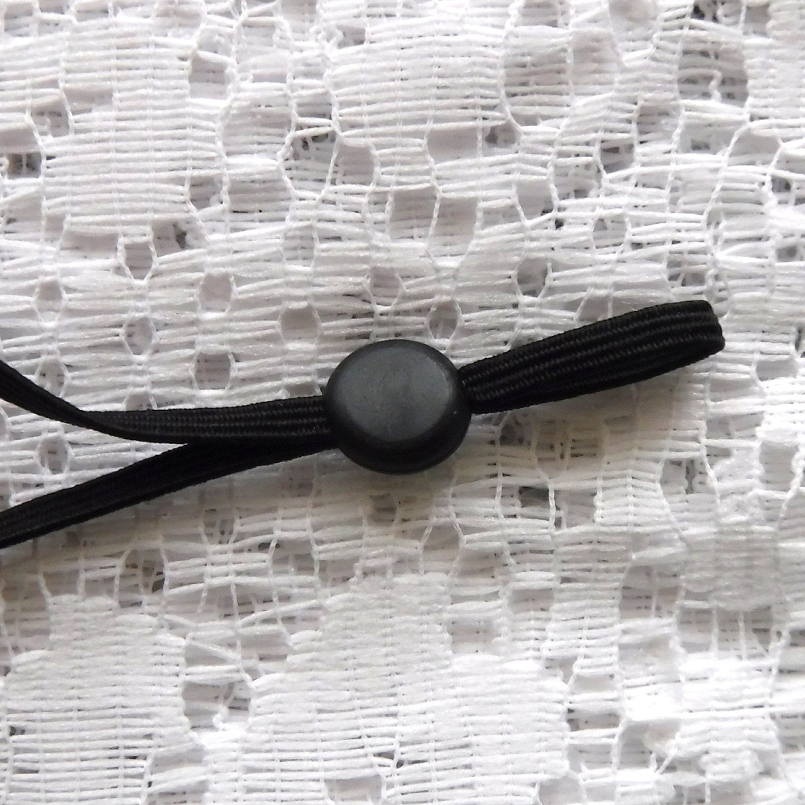 Red Poppies on Black Cotton Face Mask Adult Small Black Cotton Face ...