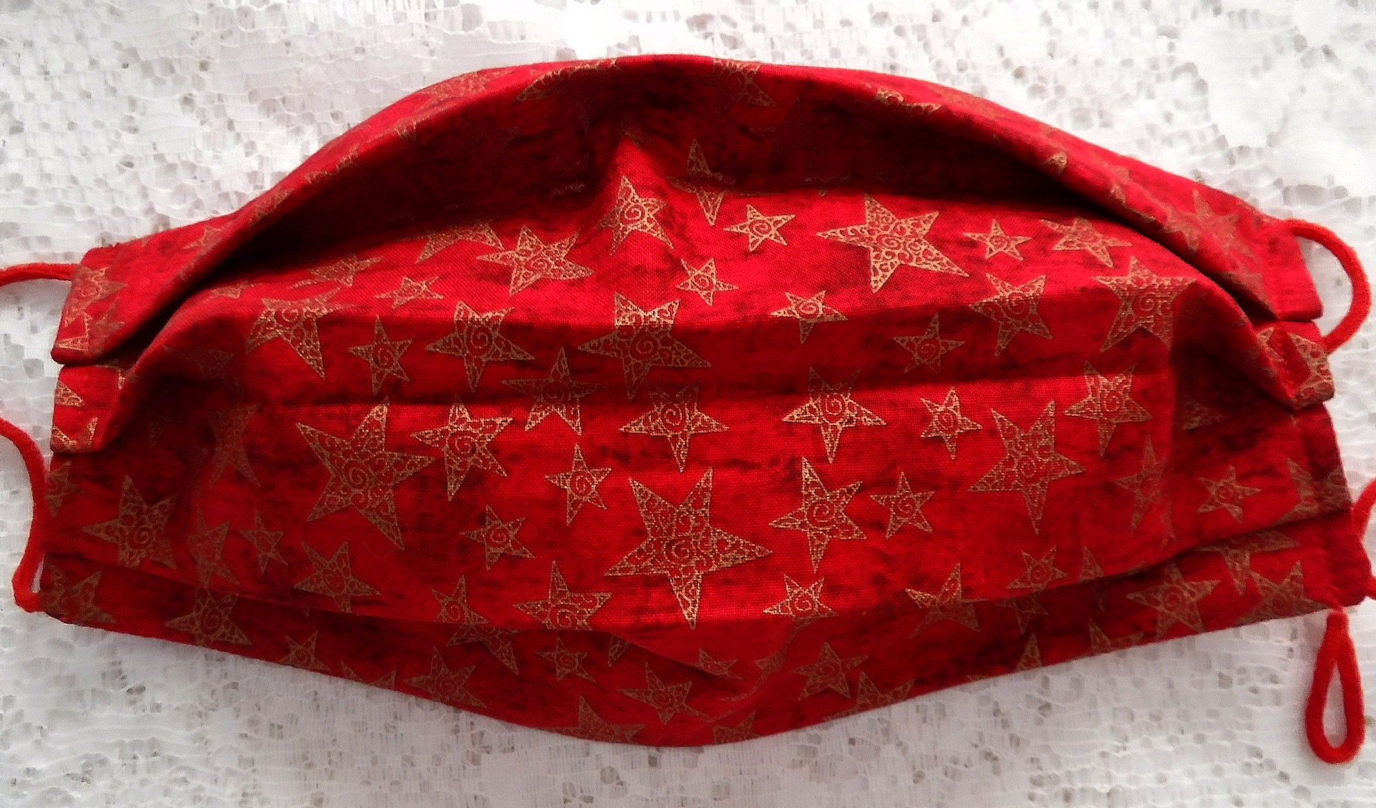 Gold Metallic Stars on Red Cotton Pleated Face Mask Red Gold - Etsy Canada