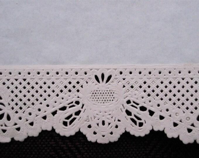 Vintage Ivory White Cut Out Lace Edge Shelf Paper - Etsy