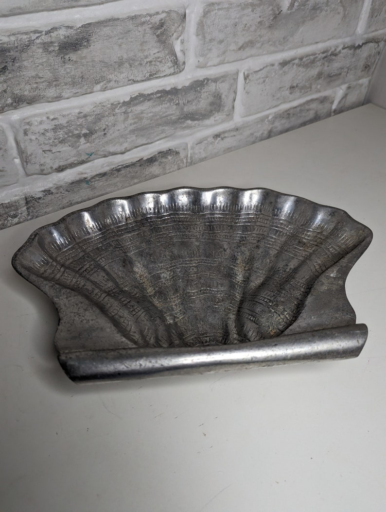 Vintage Metal Pewter Seashell Bowl Clam Scallop Shell Bowl Serving Dish ...