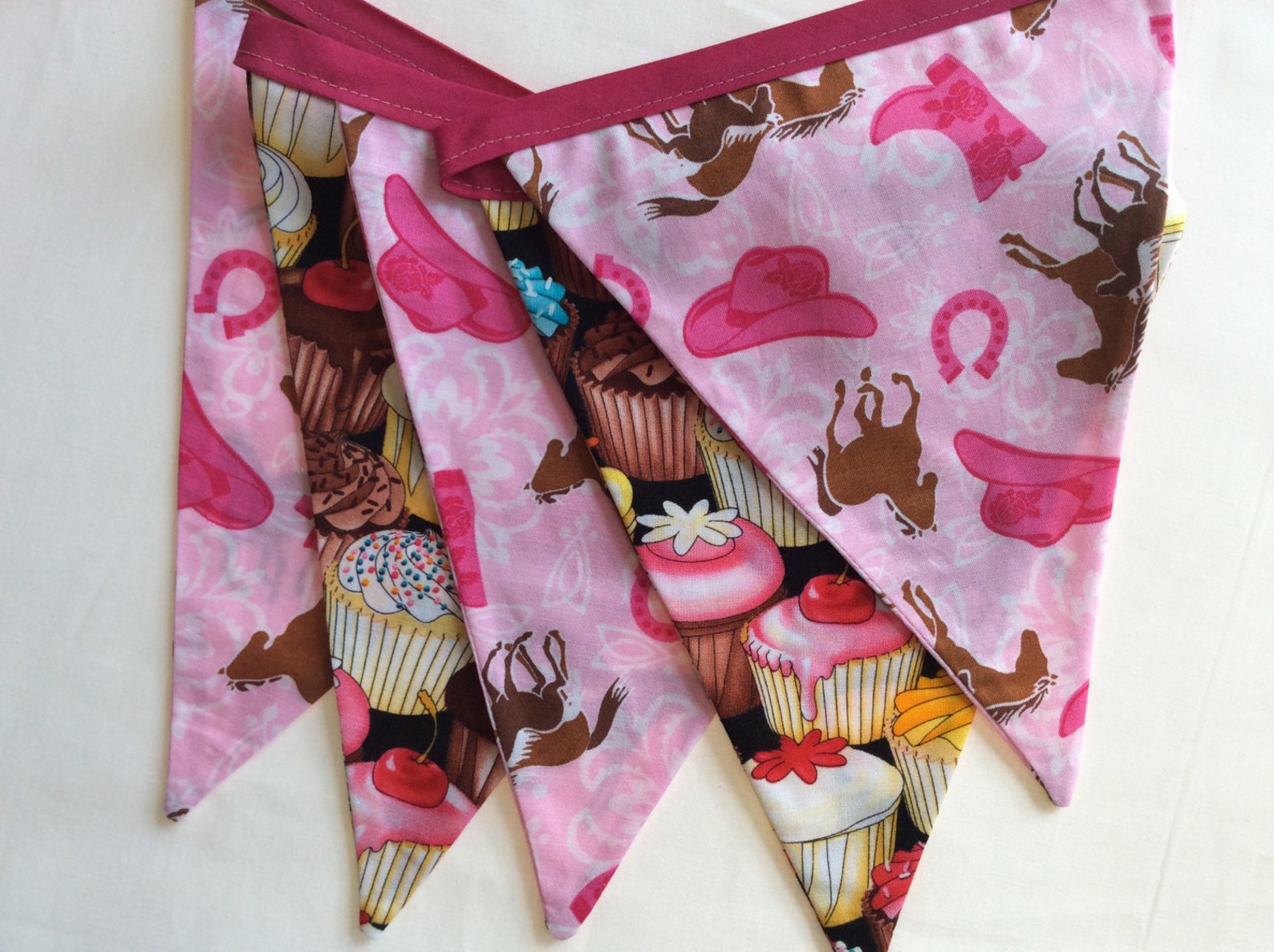 Girl Party Decoration Cupcakes and Pink Western Rodeo Theme - Etsy