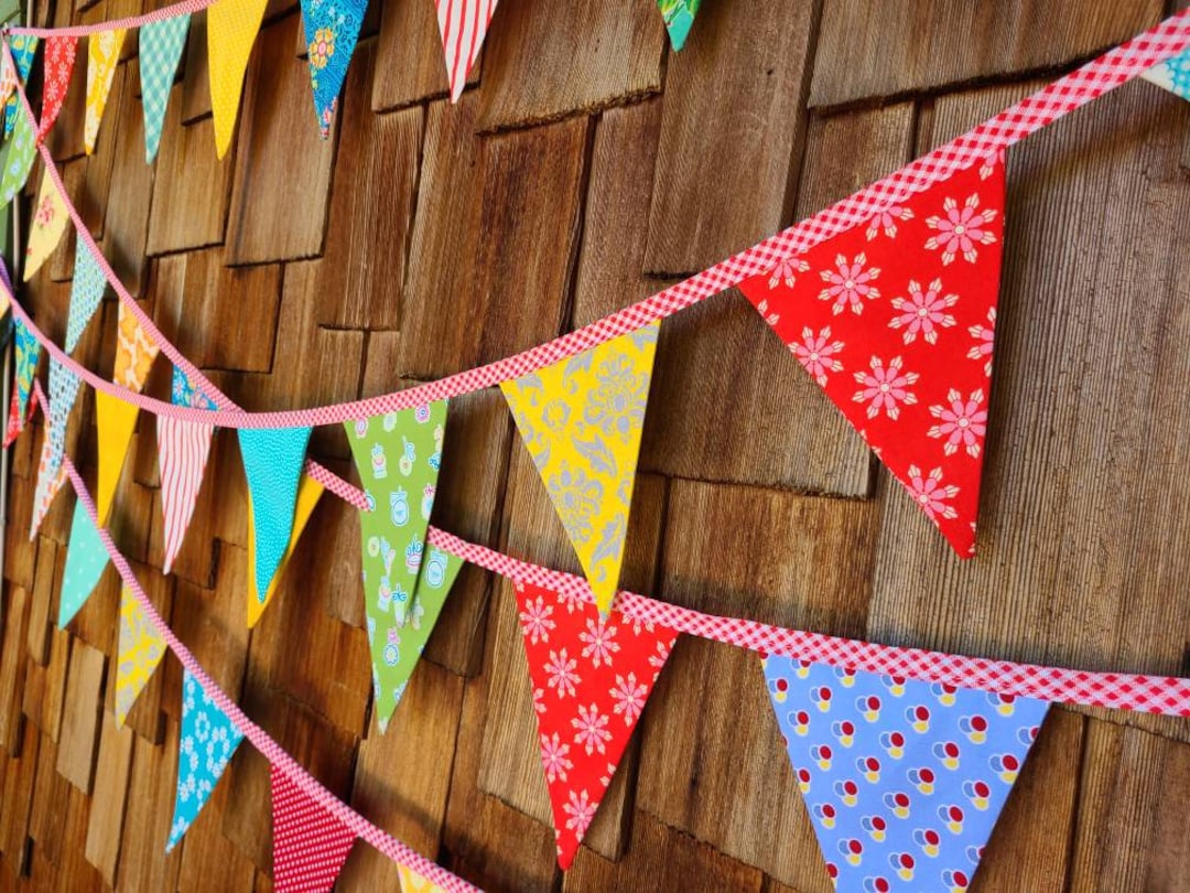 Bright Carnival Theme Fabric Bunting Colorful, Festive Theme, 24 Flags ...