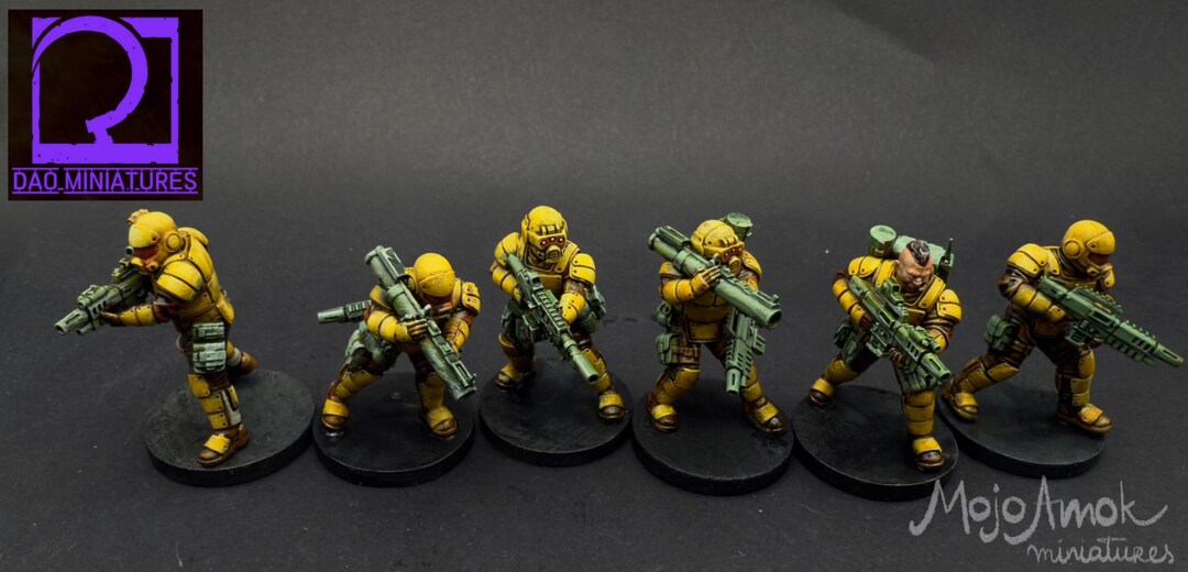 Global Defense Heavy Infantry Miniature: Sci-fi Wargame Figure (28mm ...