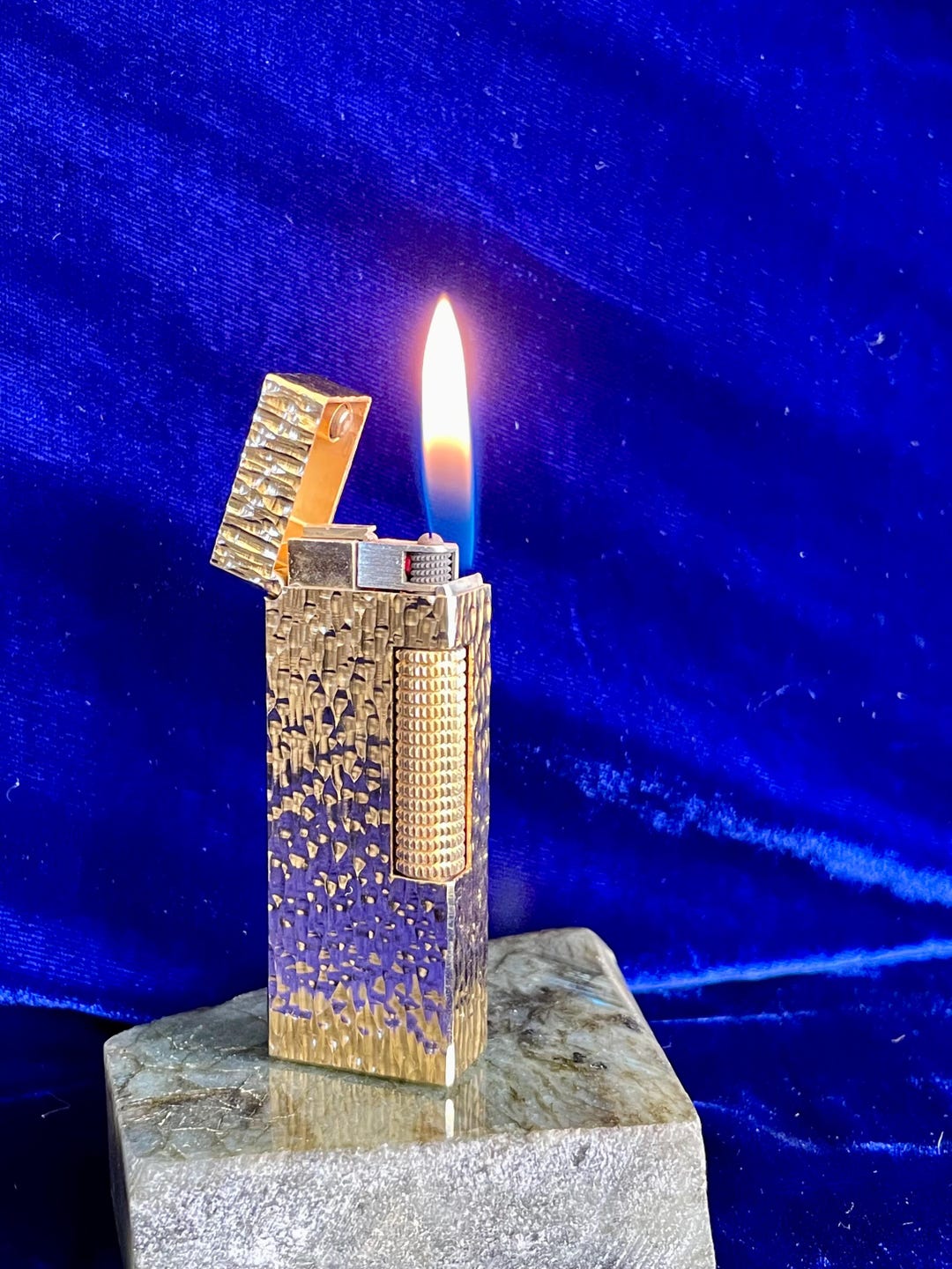 Dunhill Lighter Bark Gold Rollagas Super Mint Condition Works 1 Year ...