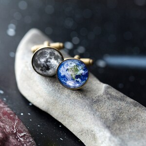 Earth and Moon Cuff Links - Galaxy Accessories - Space Cufflinks ...