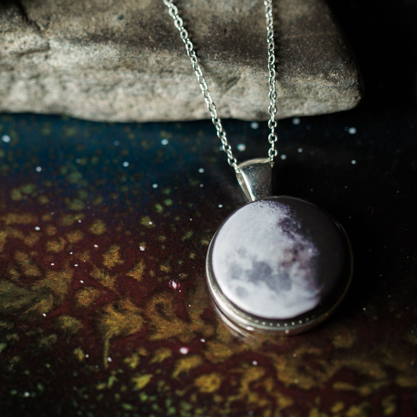 Custom Lunar Pendant Necklace - Simple Minimal Round Necklace With Moon ...
