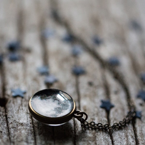 Moon Glow Necklace - Etsy