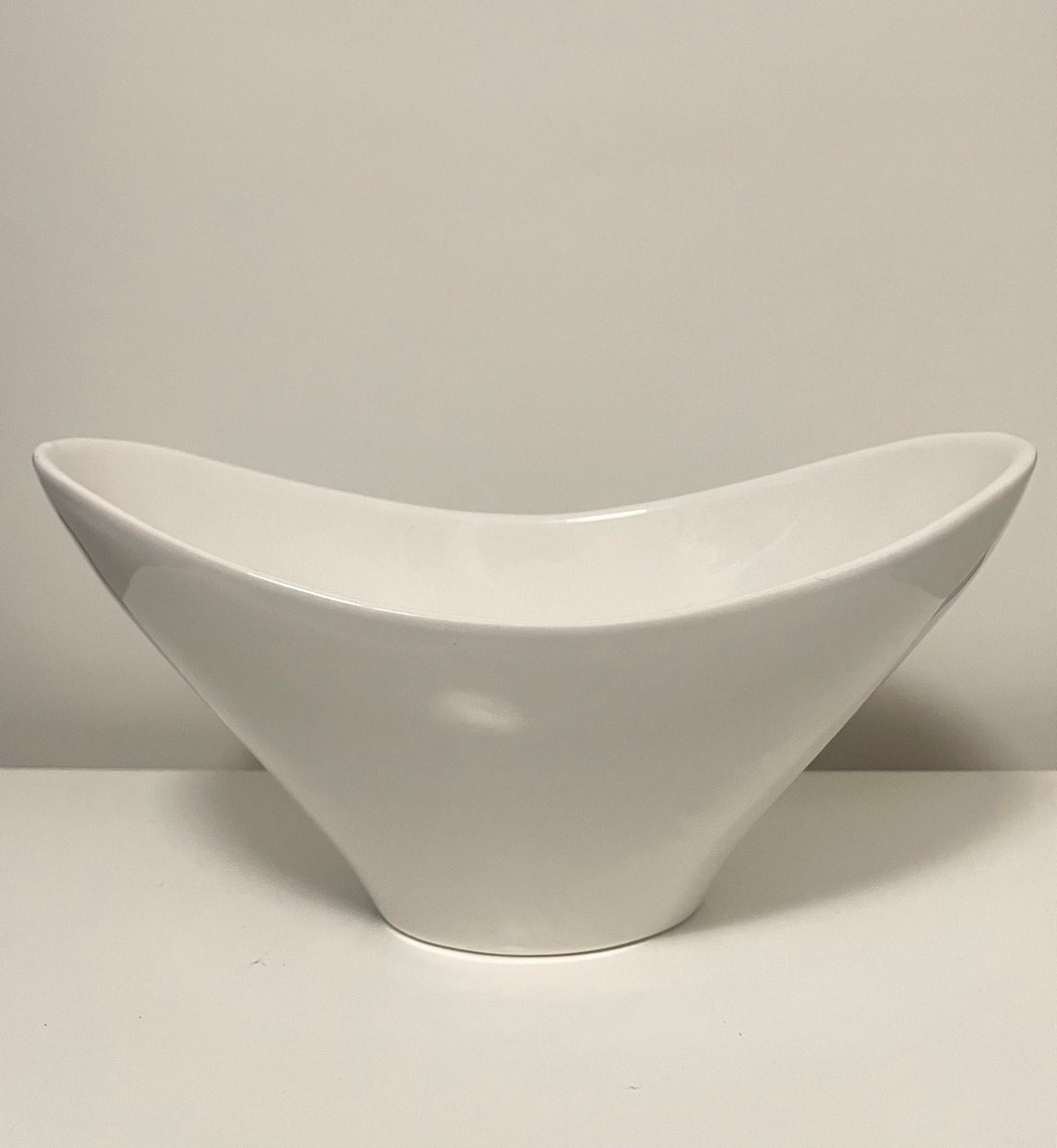 Deartis White Oval Bowl Minimalist Portugal Pottery White Serving Bowl ...