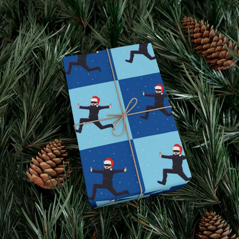 Gojo Satoru Gift Wrap, Jujutsu Kaisen Christmas Gift Wrapping Paper ...