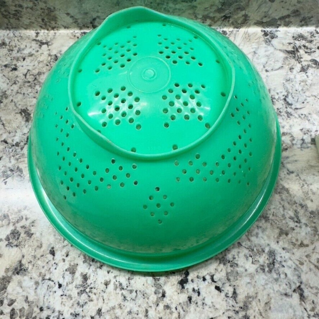 Vintage Tupperware 339-8 Jadeite Green COLLANDER STRAINER Bowl - Etsy