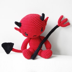 Patrón de amigurumi de diablo a crochet, decoración de Halloween, pdf ...