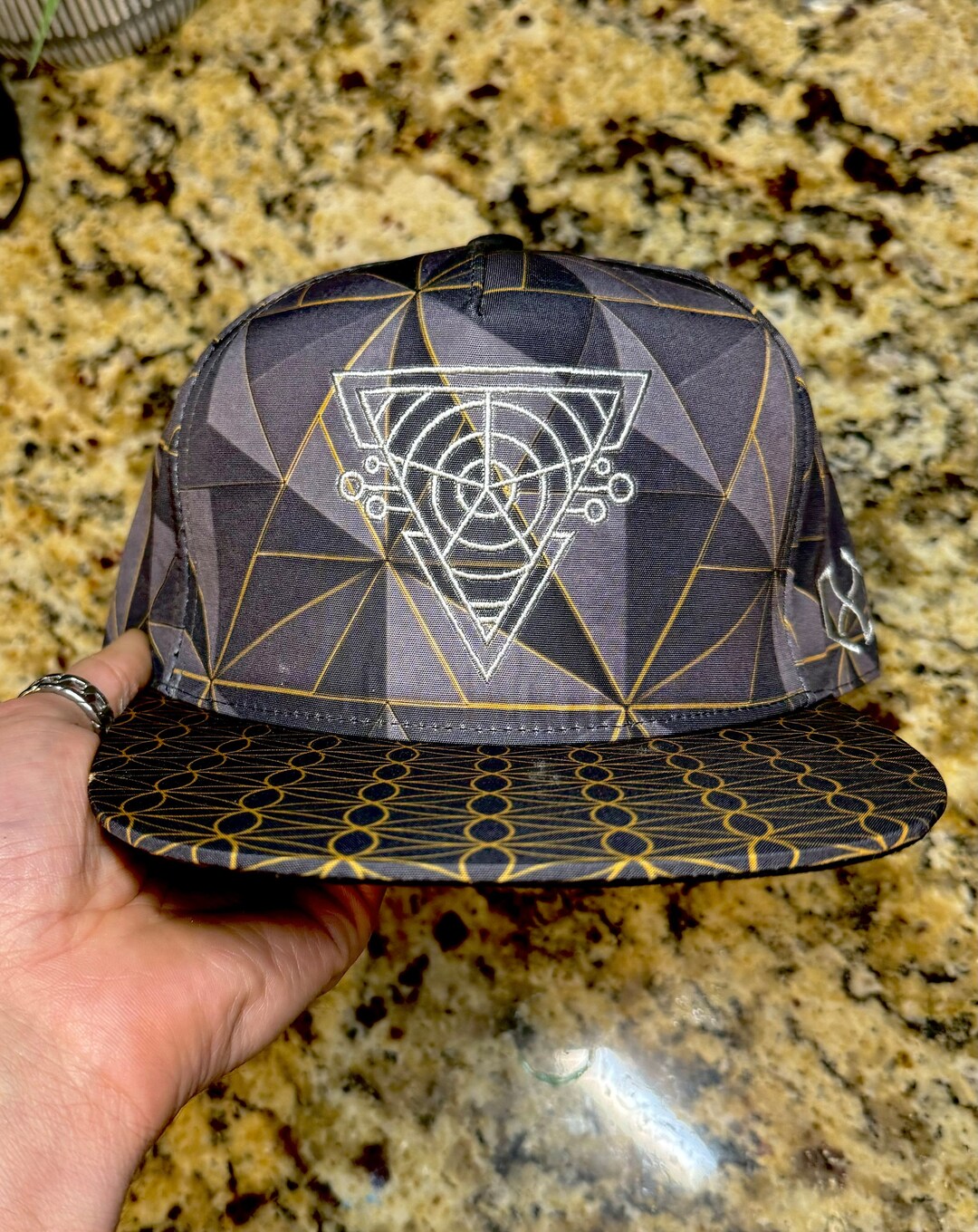 The sacred Snapback / 5 Panel / 2 Stash Pockets / Satin Inside Lining ...