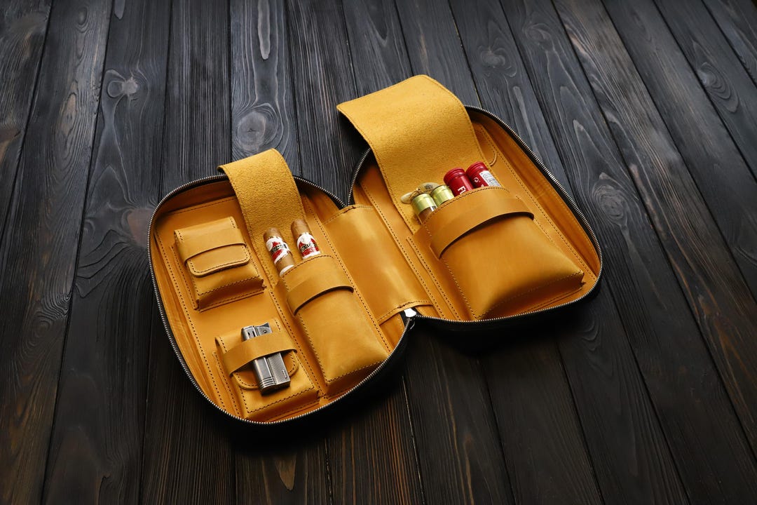 Leather Cigar Case , Custom Cigar Pouch, Personalized Travel Humidor ...